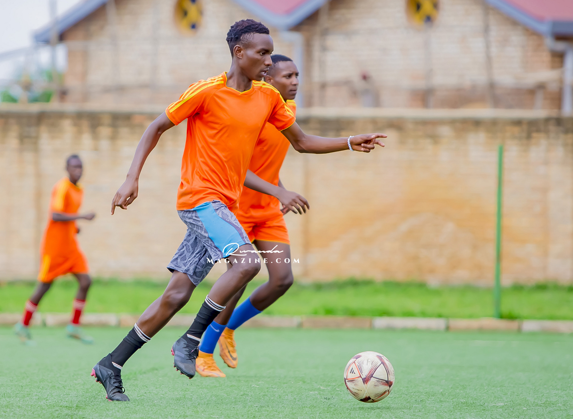 Umurenge wa Runda wegukanye igikombe mu bukangurambaga bwo kwirinda ...