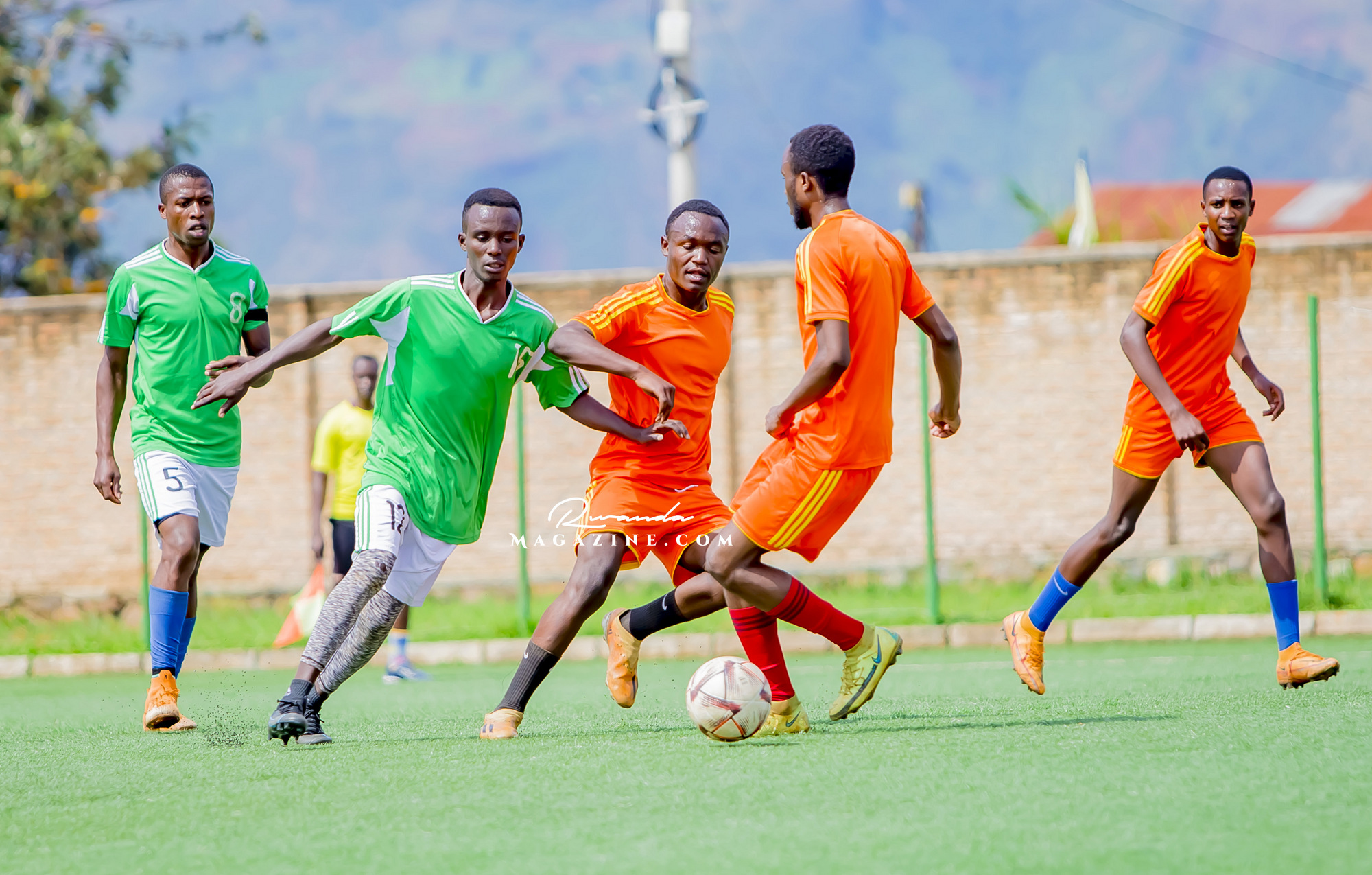 Umurenge wa Runda wegukanye igikombe mu bukangurambaga bwo kwirinda ...