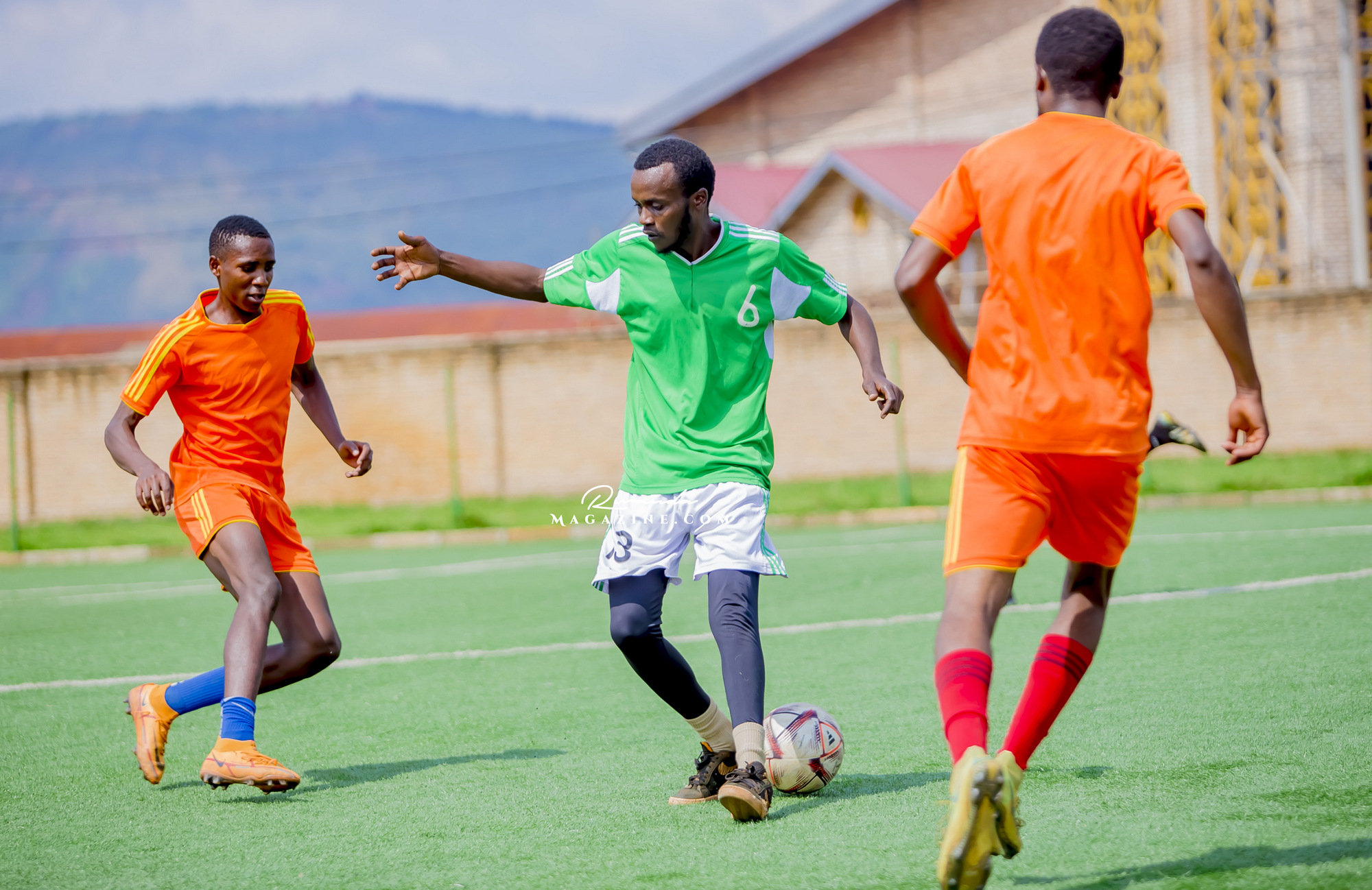 Umurenge wa Runda wegukanye igikombe mu bukangurambaga bwo kwirinda ...