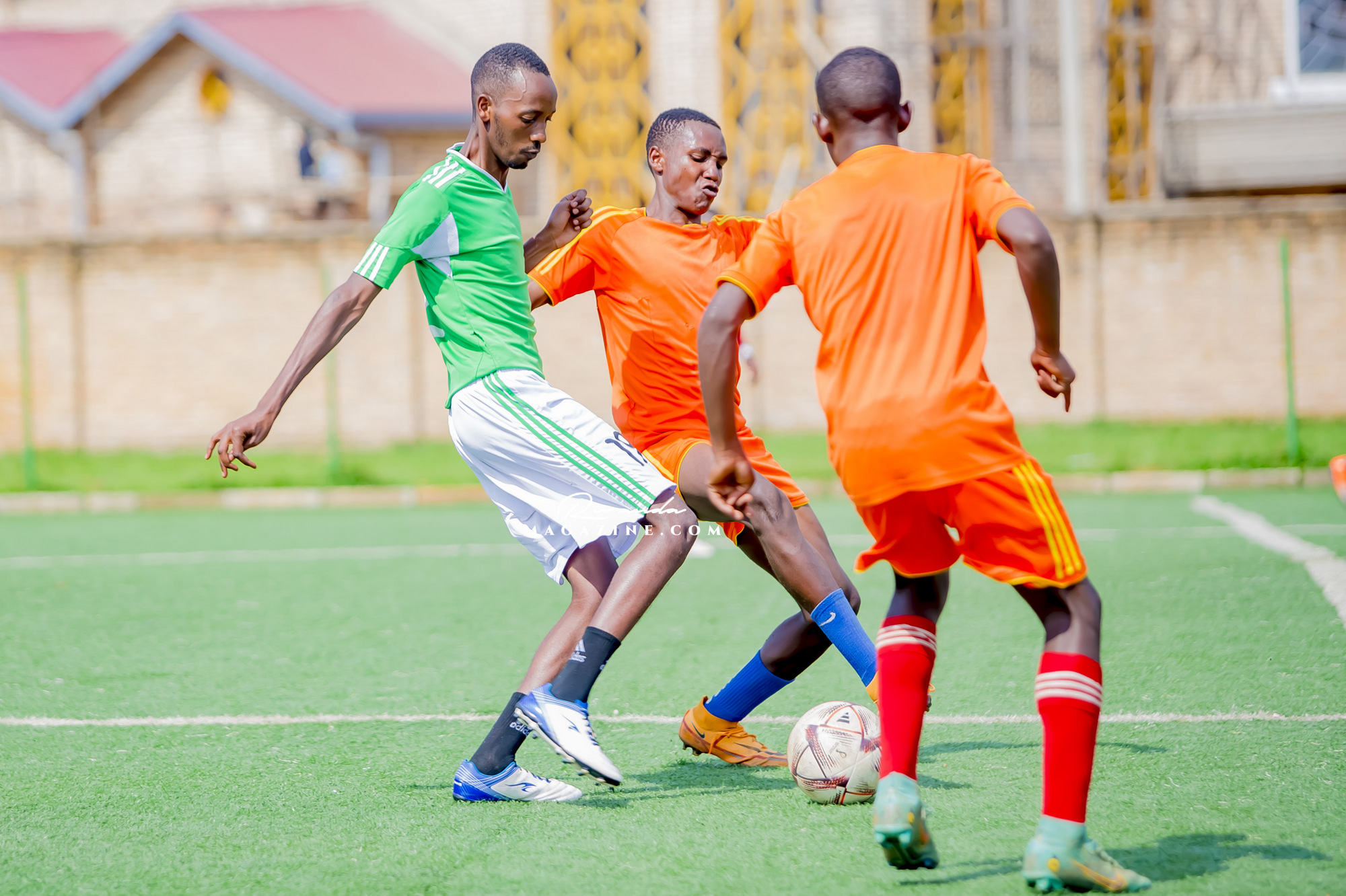 Umurenge wa Runda wegukanye igikombe mu bukangurambaga bwo kwirinda ...